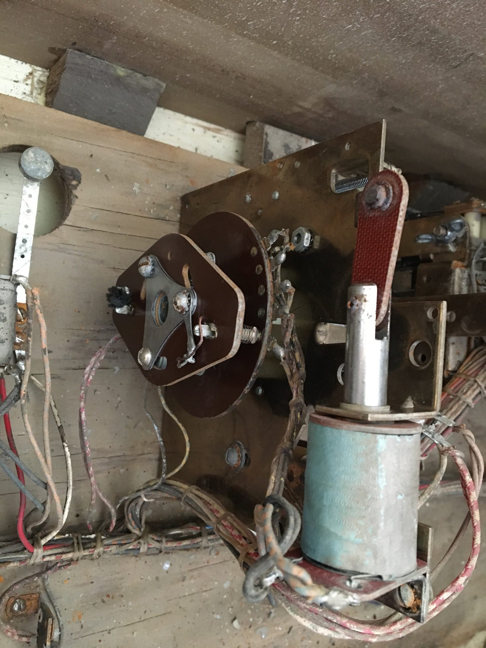 Gottlieb MIBS Pinball Back from the Dead - Troxel Repair